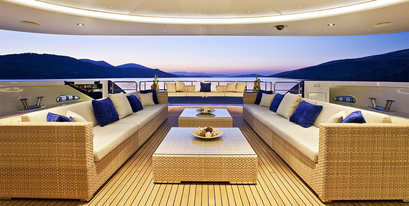 Mary Jean II : our review of the iconic superyacht - Windward Yachts